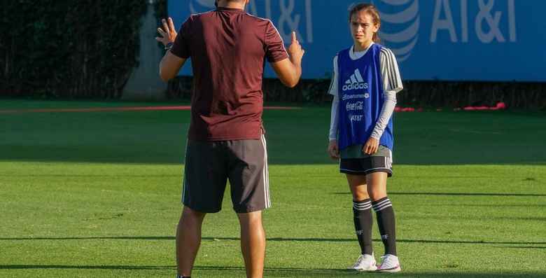 Maribel Domínguez presentó su primera lista al frente del Tri Femenil ...