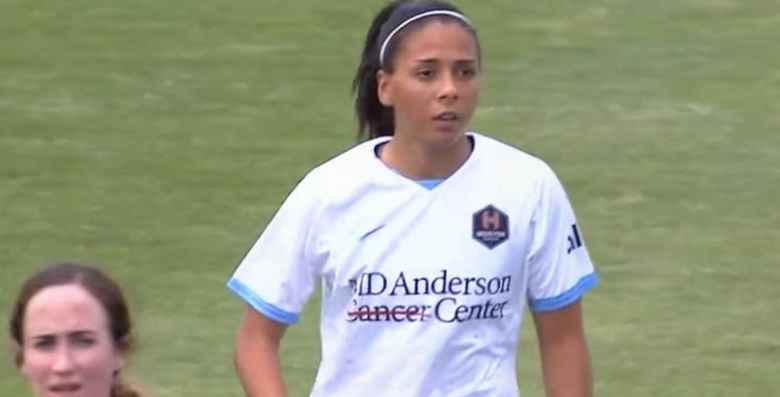 María Sánchez, de Tigres Femenil, debutó en la NWSL con el Houston Dash
