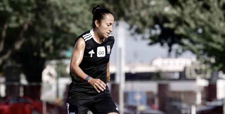 Stephany Mayor regresó al entrenamiento de Tigres Femenil