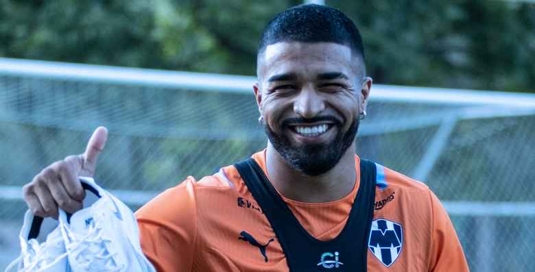 Rodrigo Aguirre llegó a Rayados en busca de seguir on fire.