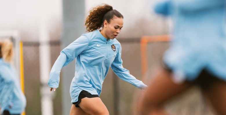 Ebony Salmon es la figura a seguir del Houston Dash vs México